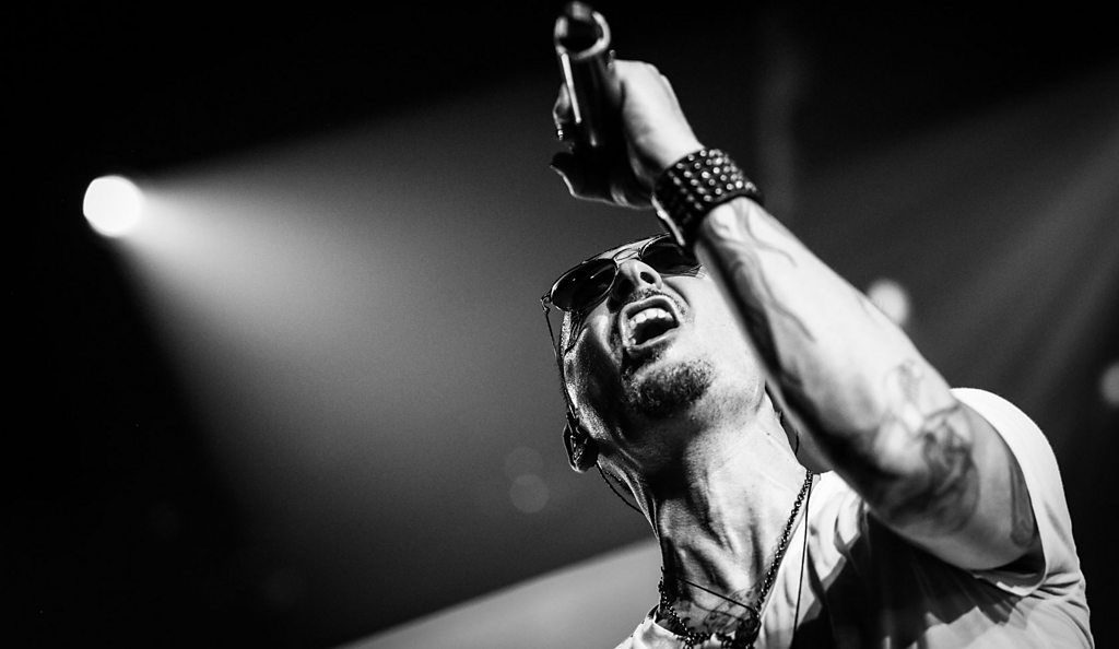 Linkin Park share first new band pic since singer's death - Music News ...