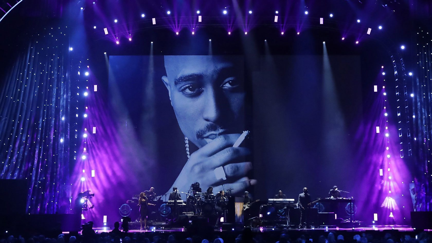 Music News LIVE: Oscar-winning Brit director to take on Tupac ...